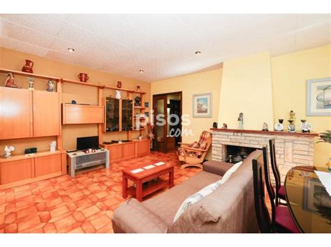 casa pareada en venta en carrer de montflorit en les bòbiles avinguda diagonal les colomeres por