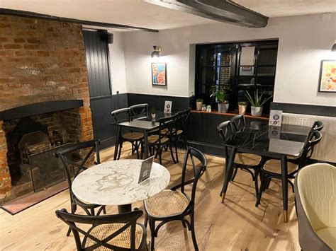 Gallery Fancy B Baydon