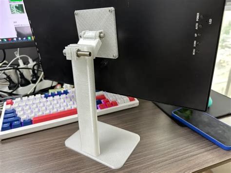 搜索 便携显示器支架 Makerworld