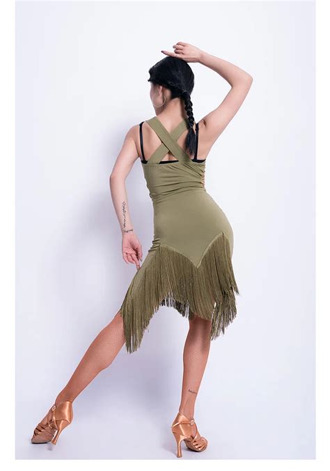 Женский танцевальный костюм с V образным вырезом и кисточками для выступлений Румба Самба
