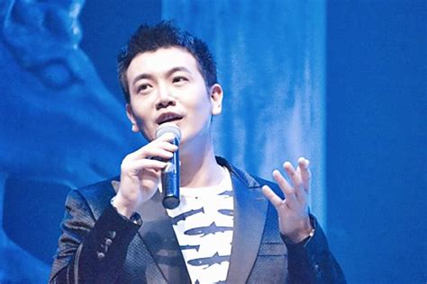 香港男演員、歌手——張智堯 每日頭條