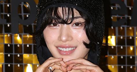 나나 상의 탈의 후 전신 타투 제거 마취크림 2시간 이상