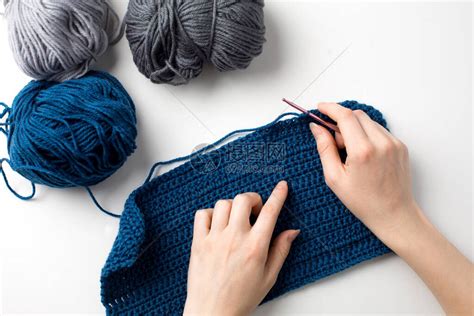 女亲手编织的编织爱好手工艺品顶端视高清图片下载 正版图片506455236 摄图网