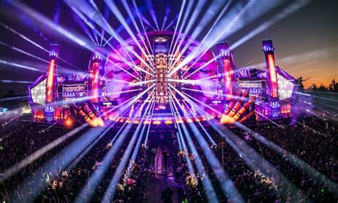 Los lineups del EDC México a lo largo de su historia