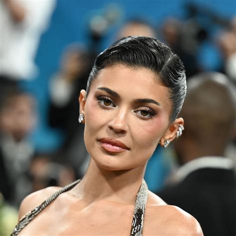 Live Kylie Jenner Wallpapers