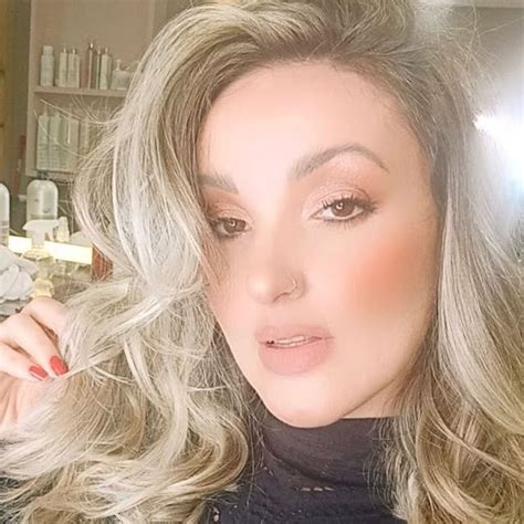 Elis Cantora Elisangeladias Oficial Threads Say More