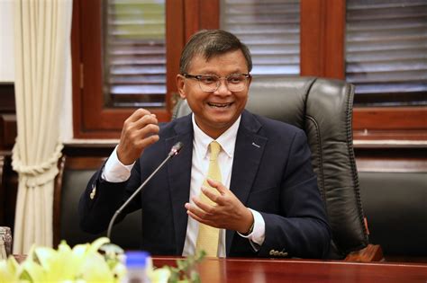 ក្រសួងអប់រំ សម្រេចលើកពេលឈប់សម្រាកវិស្សមកាលឆ្នាំ២០២២ ទៅពេលនេះវិញ