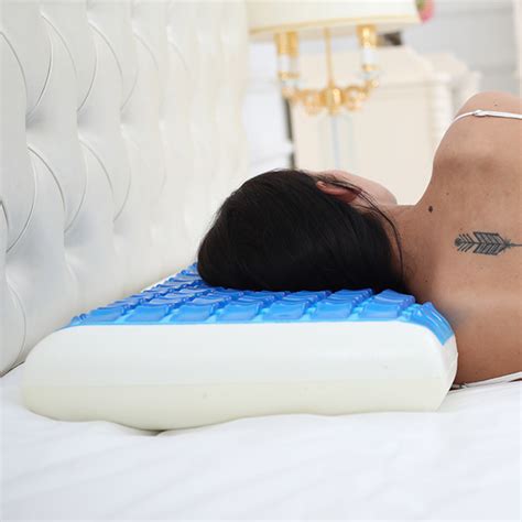 Memory Foam Cool Touch Memory Foam Pillow