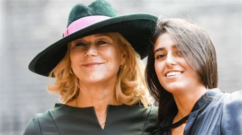 Dochters Sigrid Kaag Doen Emotionele Oproep Mam Het Is Mooi Geweest