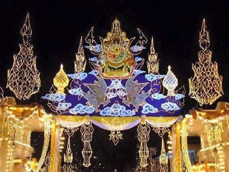 ปักพินโดย สายันต์ สายเมฆ ใน ซุ้มและโต๊ะหมู่เฉลิมพระเกียรติ