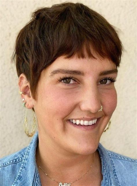 40 Trendiest Short Brown Hairstyles And Haircuts To Try Short Brown