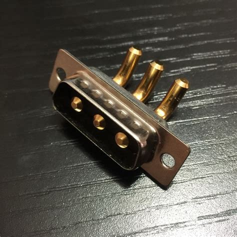 混合大电流3w3弯脚公座d Sub连接器 带支架3芯弯脚焊板大电流插座