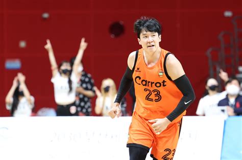 KBL 76경기 연속 3점슛 전성현 기록 시상