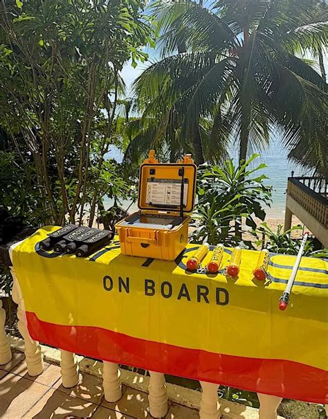 Enos Diver Rescue System Easy Diving Philippines