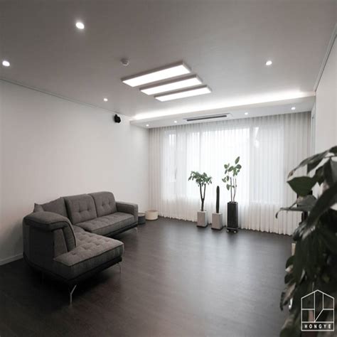 따뜻한 느낌의 모던 빈티지 인테리어 방배동 신호 나이스 44평 이사 후 홍예디자인 호미파이 And Homify