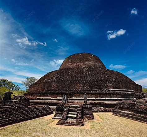 Ancient Buddhist Dagoba Stupe Pabula Vihara Ancient City Of Pollonaruwa Photo Background And