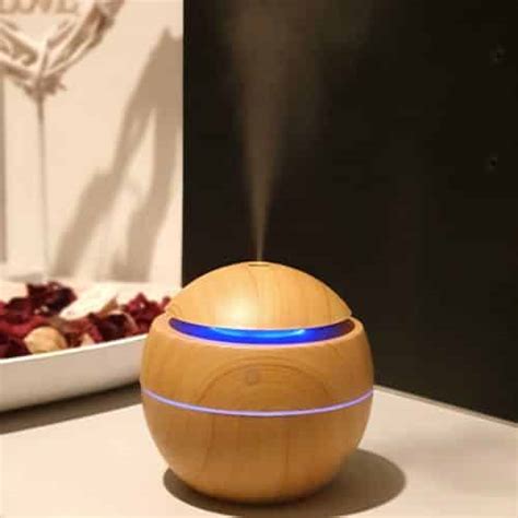 Дифузер за етерични масла