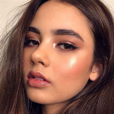 Este Es El Diseño De Cejas Ideal Para Mujeres De Cara Redonda Cejas