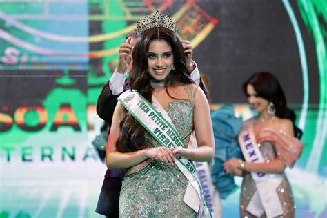 Josiane Sciotti Josianesciotti • Instagram Photos And Videos