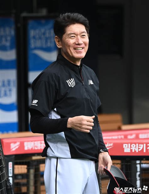 Kt 10일 홈 최종전서 가을야구 출정식 이강철 300승 시상식 연다