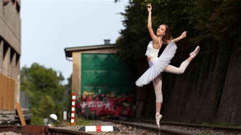 Ballerina Women Hd Wallpaper Rare Gallery