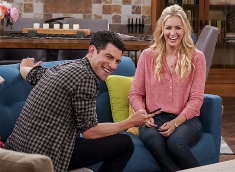 Beth Behrs Tanzt
