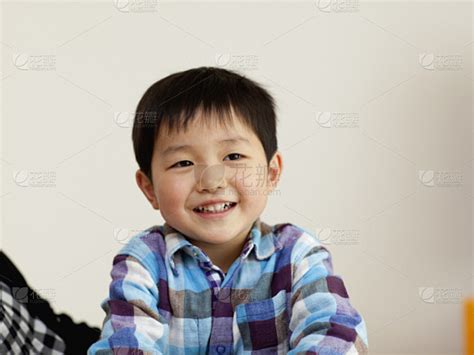可爱的 男孩 学龄前 学龄前儿童 水平画幅 快乐 仅日本人 日本 人 面部表情