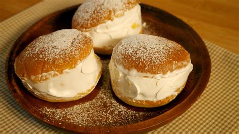 부드러운 크림이 듬뿍들어간 초당옥수수크림빵 만들기ㅣ 달콤한 디저트 레시피 간식 만드는 법 Youtube