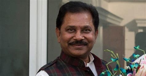 धीरज साहू के ठिकानों से मिले बेहिसाब कैश का क्या होगा