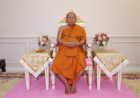 “สมเด็จพระมหาธีราจารย์ แนะใช้หลัก “ทาน ศีล ภาวนา” สู้โควิด 19