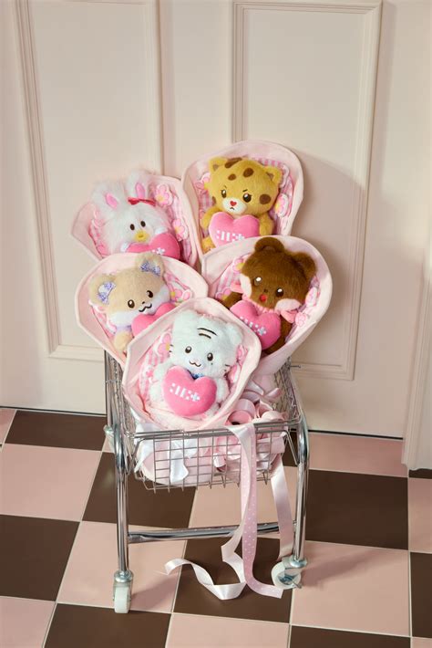 Illit Just Named Their Plushies Dearlit”