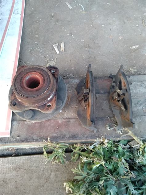 Ступица и колодки — Plymouth Voyager III, 3,3 л, 1996 года | запчасти ...