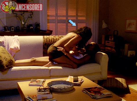 Naked Sonja Sohn In The Wire