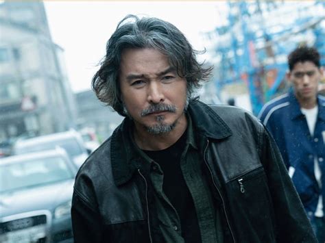 Christopher Lee Wins Best Supporting Actor Golden Bell Award For Role