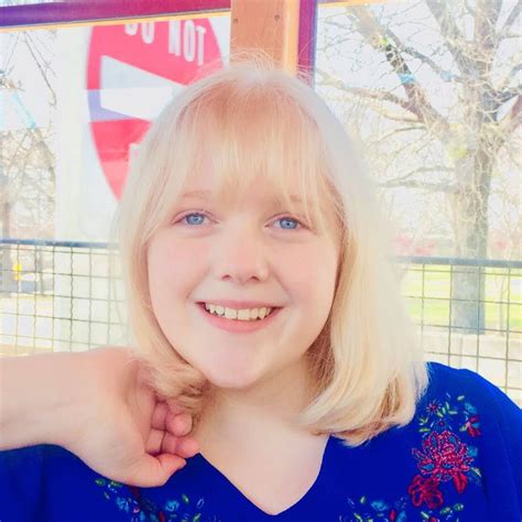 Amelia Carson Youtube