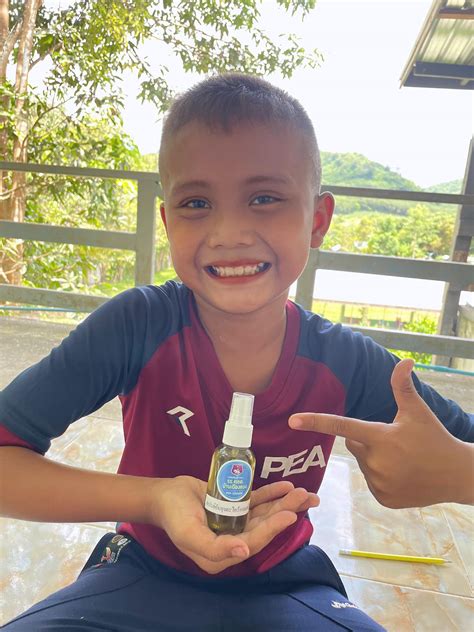 สเปย์สมุนไพรไล่ยุงตะไคร้หอม💚💚 หน้าฝนใกล้เข้ามาแล้วและยุงก็ชุมมากด้วย ️ ️ โรงเรียนตำรวจ