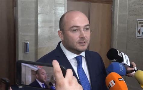 ПИК Tv Георги Георгиев опроверга лъжа на ППДБ Не познават законите не правят разлика между