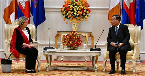 សម្ដេចតេជោ ហ៊ុន សែន៖ ករណីរុស្ស៊ីឈ្លានពានអ៊ុយក្រែន កម្ពុជាមានគោល ជំហរច្បាស់លាស់