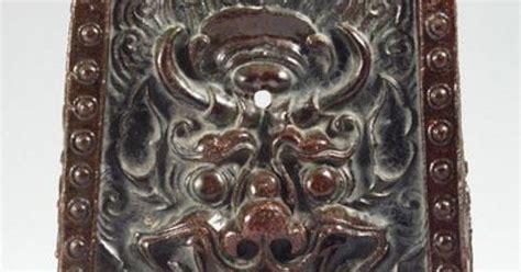 유물100선 도깨비무늬 기와