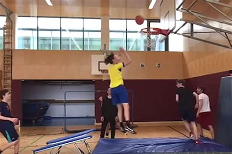 These Basketball Fails Are The Pinnacle Of March Badness