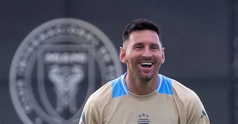 나 때와 다르네 메시가 이런 말을 현재 세계 최고의 팀은 레알 마드리드