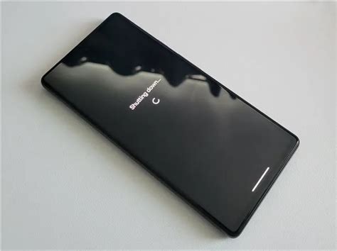 Как выключить телефон Android