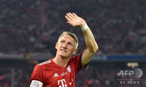 シュバインシュタイガーが現役引退、ドイツ代表スタッフ入閣も？ 写真1枚 国際ニュース：afpbb News