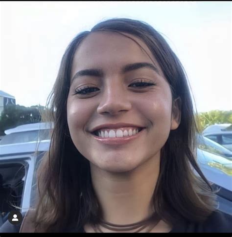 Isabela Moner Instagram Girl Celebrities Celebs Bold Makeup Famous
