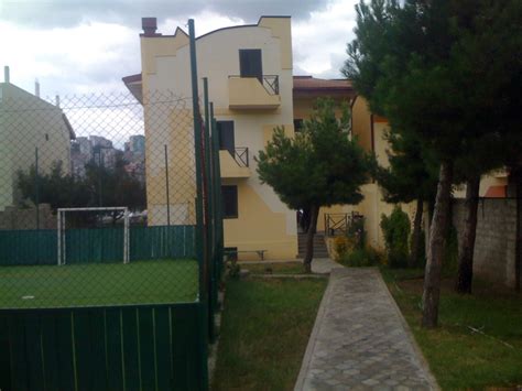 გურამ დევდარიანის საავტორო ფიზიკა მათემატიკური სკოლა Tbilisi