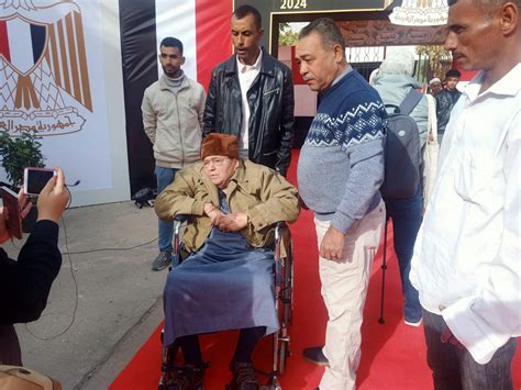 إقبال لافت لكبار السن بأول يوم بالانتخابات الرئاسية بالتجمع الخامس