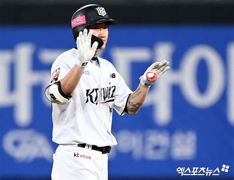 3연패 탈출 이강철 감독 장성우 홈런으로 승기 잡았다 수원 현장