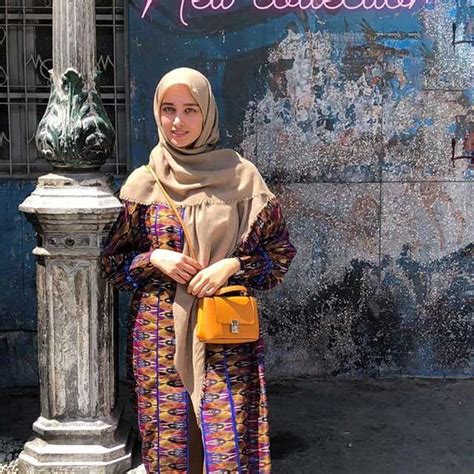 بیوگرافی سیده آناشید حسینی زیباترین مدل ایرانی عکس همسرش