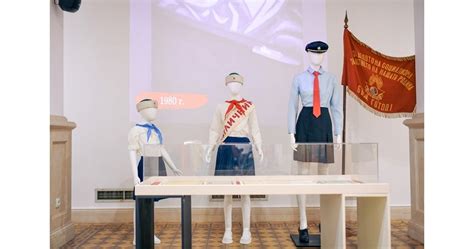 Изложба „Детството през социализма“ в София