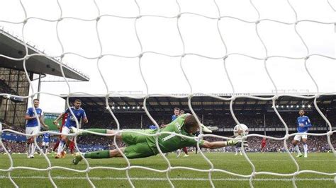 Jordan Pickford England And Everton Number One Faces Spell Out With